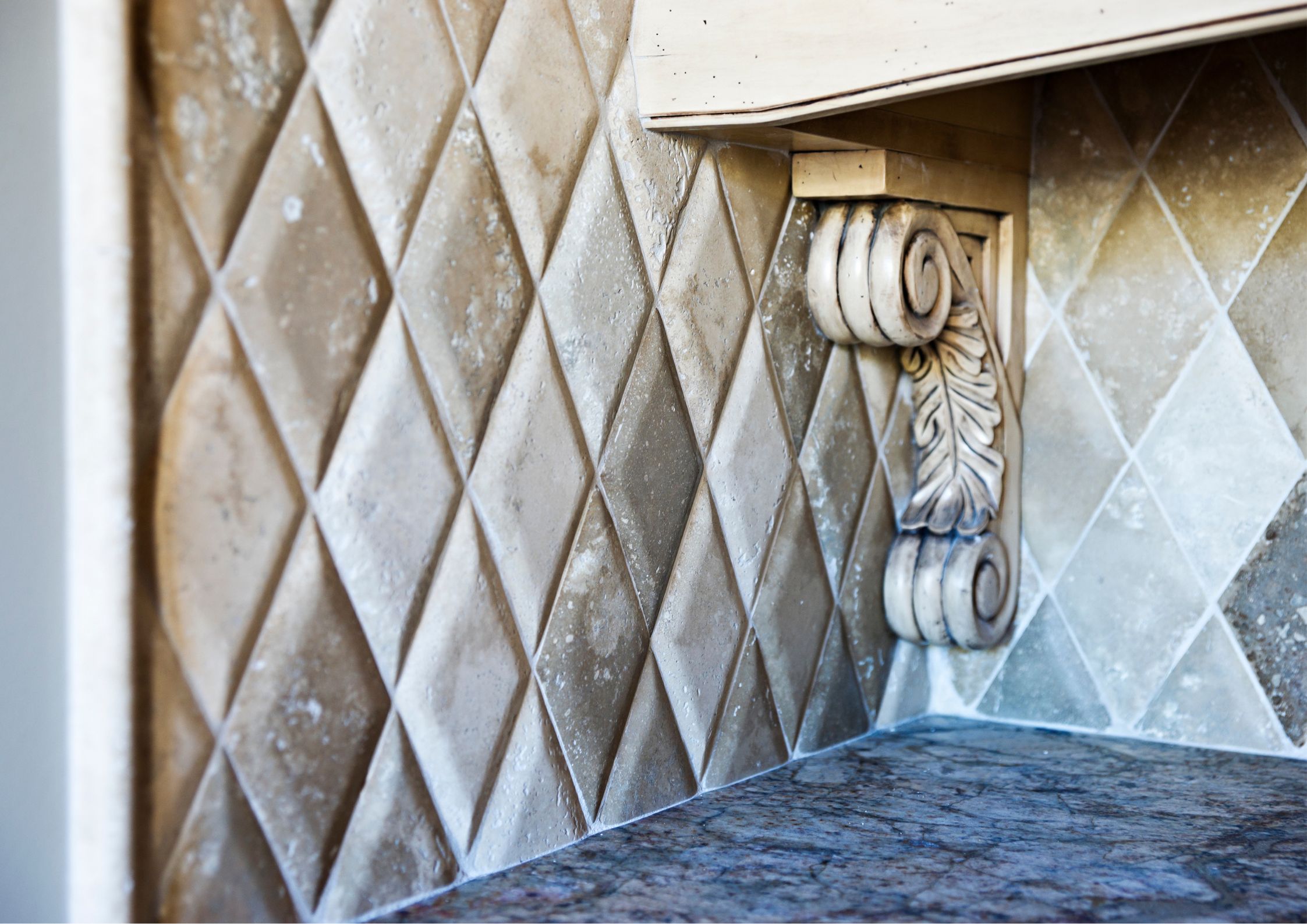 Kitchen Wall Design: Match Backsplash With 6 Handy Guide